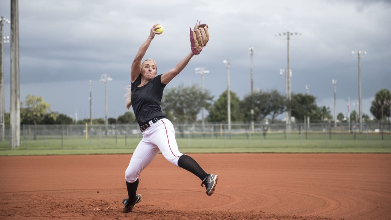 What to Wear to Softball Practice? - Surprise Sports