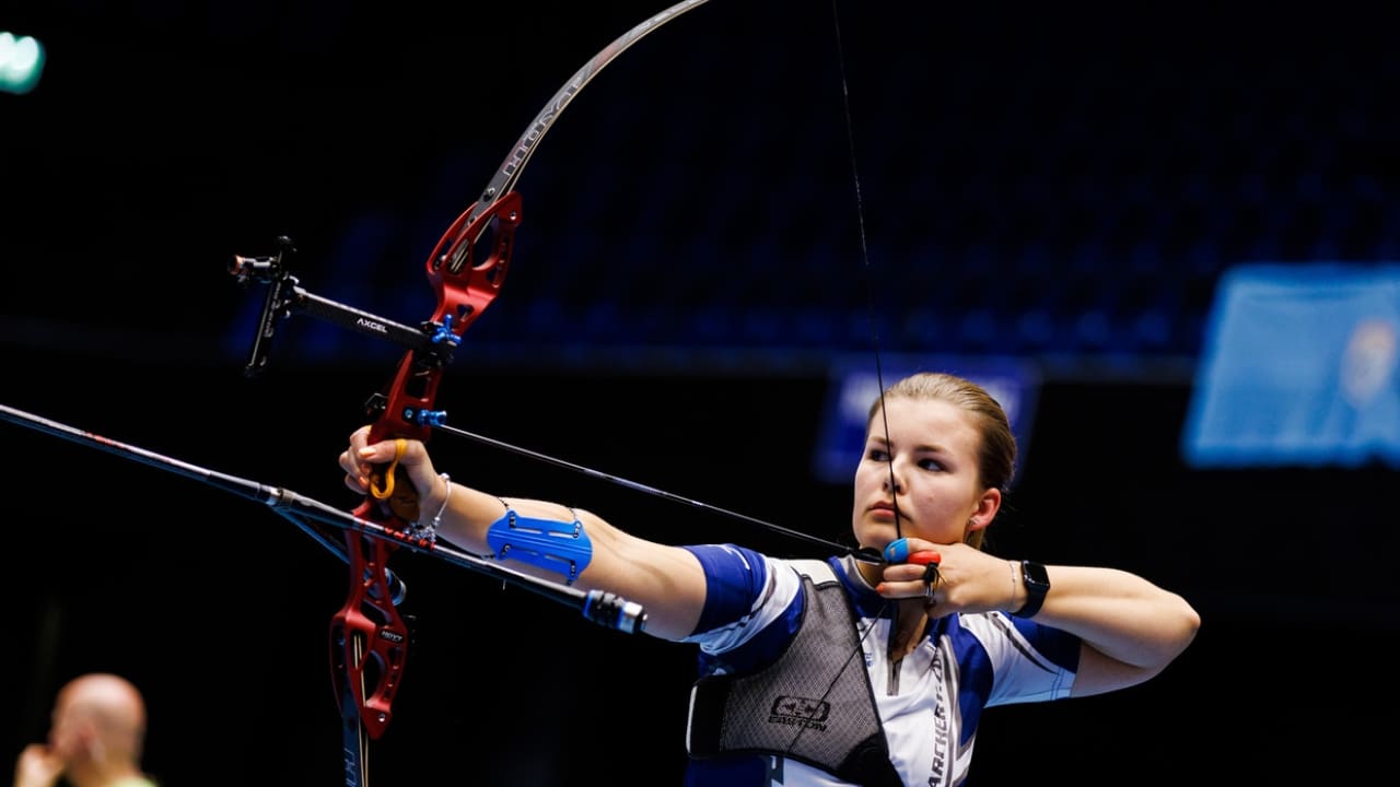 Laura Van Der Winkel 2025: Net Worth, Earnings - Surprise Sports