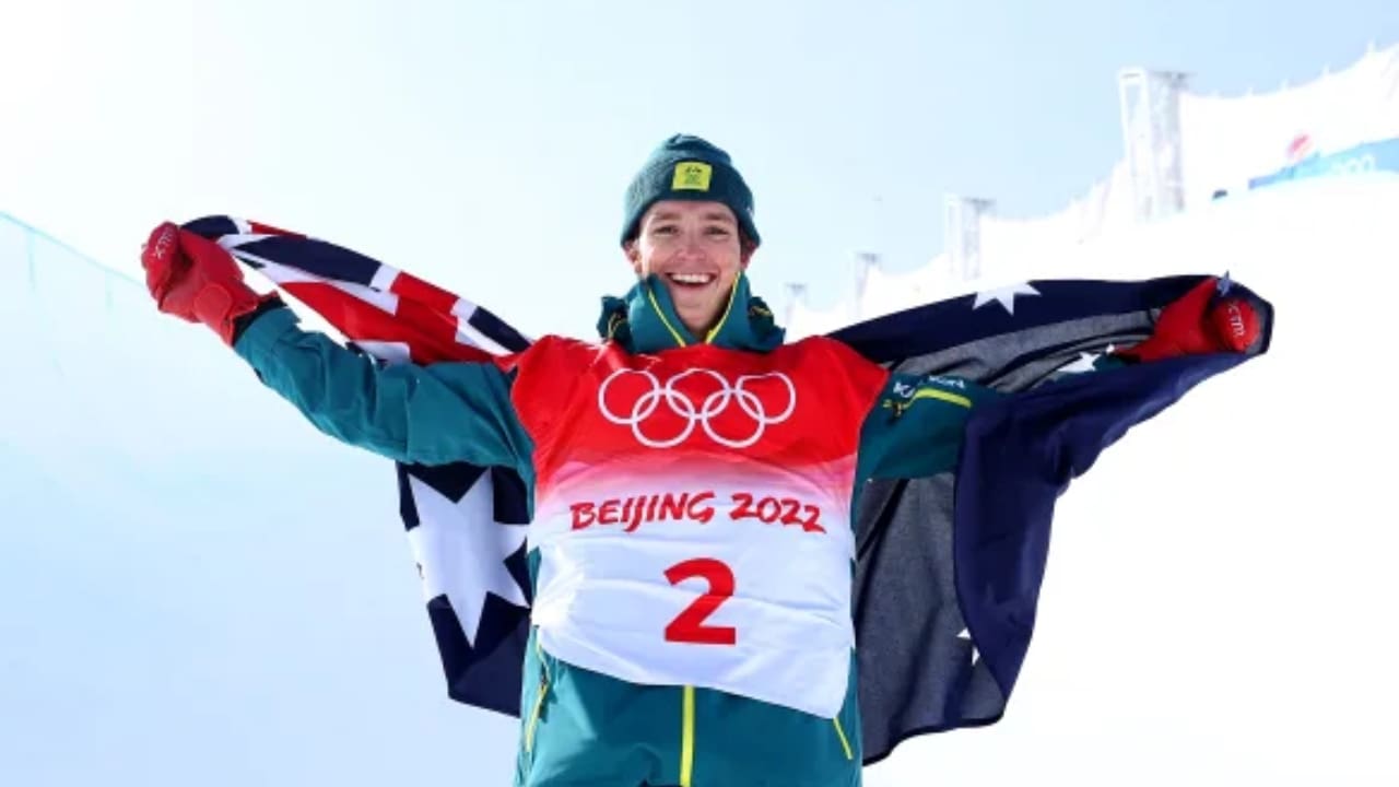 Scotty James 2025: Net Worth, Career Earnings, Wife - Surprise Sports