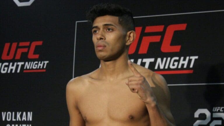 Jonathan Martinez 2025: Net Worth, Salary, Earnings, and Record ...