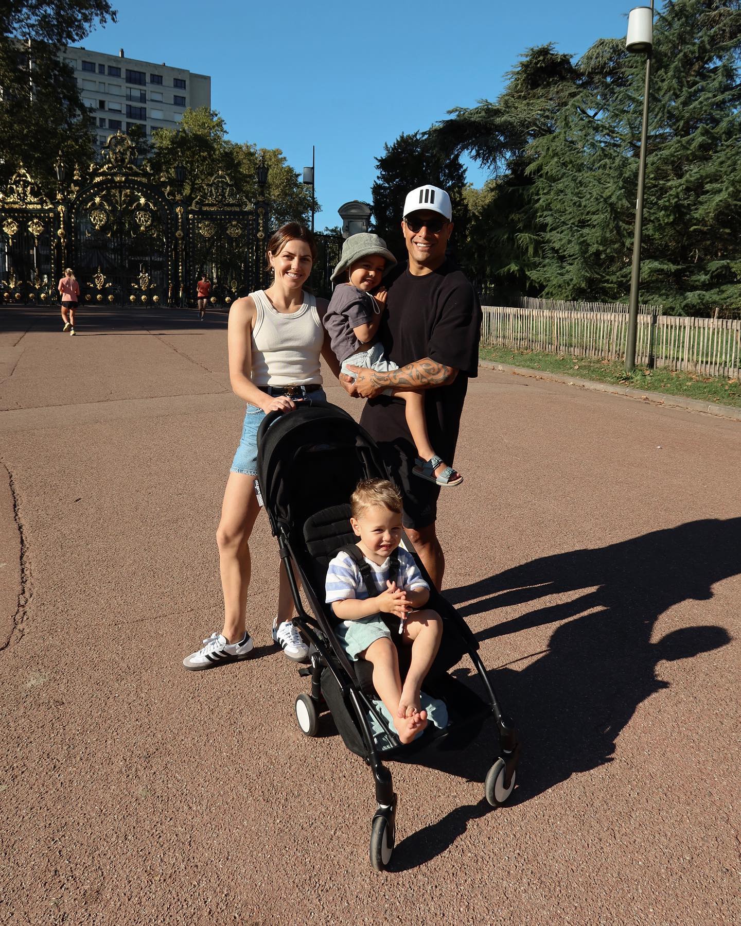 Aaron Smith 2024: Net Worth, Career Earnings, Salary, Stats, Wife - SurpriseSports