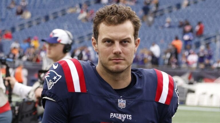 Jake Bailey 2025: Net Worth, Contract, Salary, Career Earnings ...