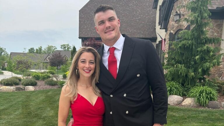 John Cominsky 2025: Net Worth, Contract, Salary, Career Earnings ...