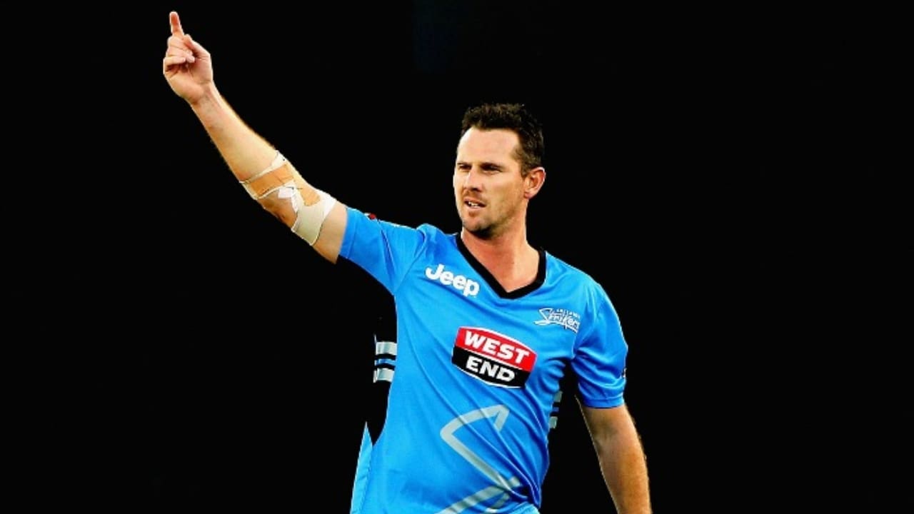 Shaun Tait Net Worth in 2026: Career Earnings, Stats - Surprise Sports