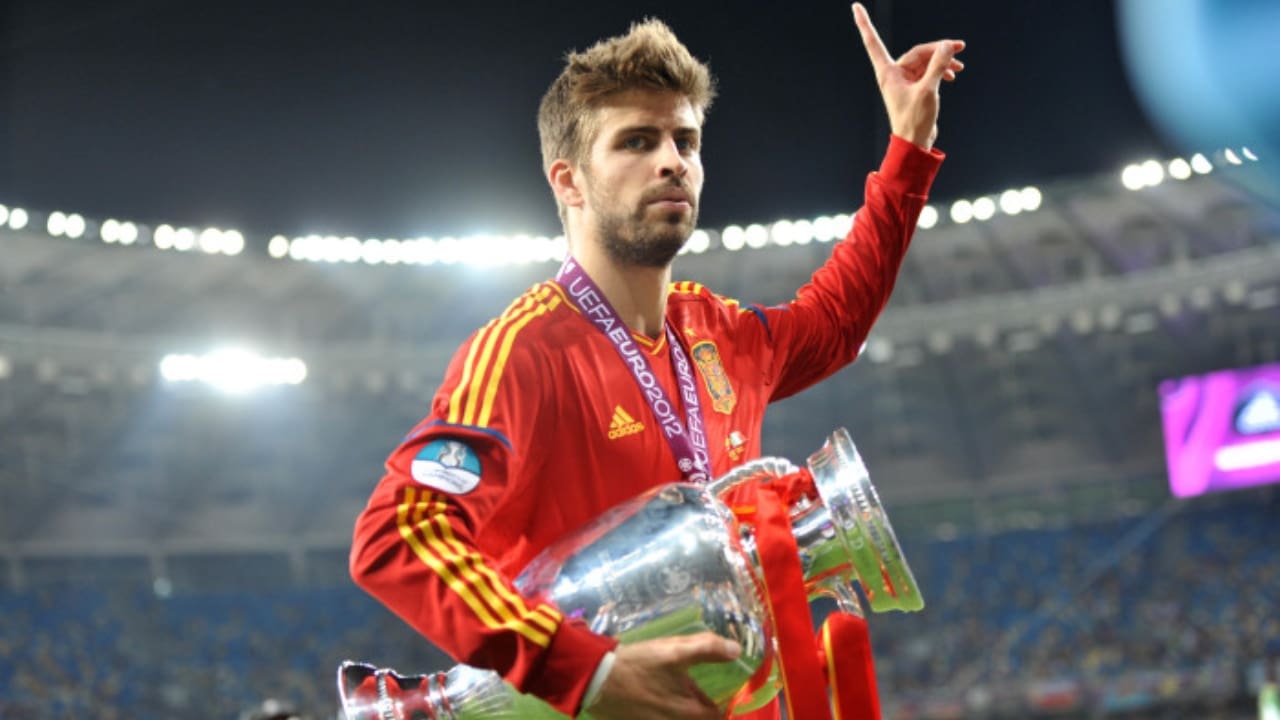 Gerard Piqué Net Worth, Career Details, Earnings, and Wife - SurpriseSports