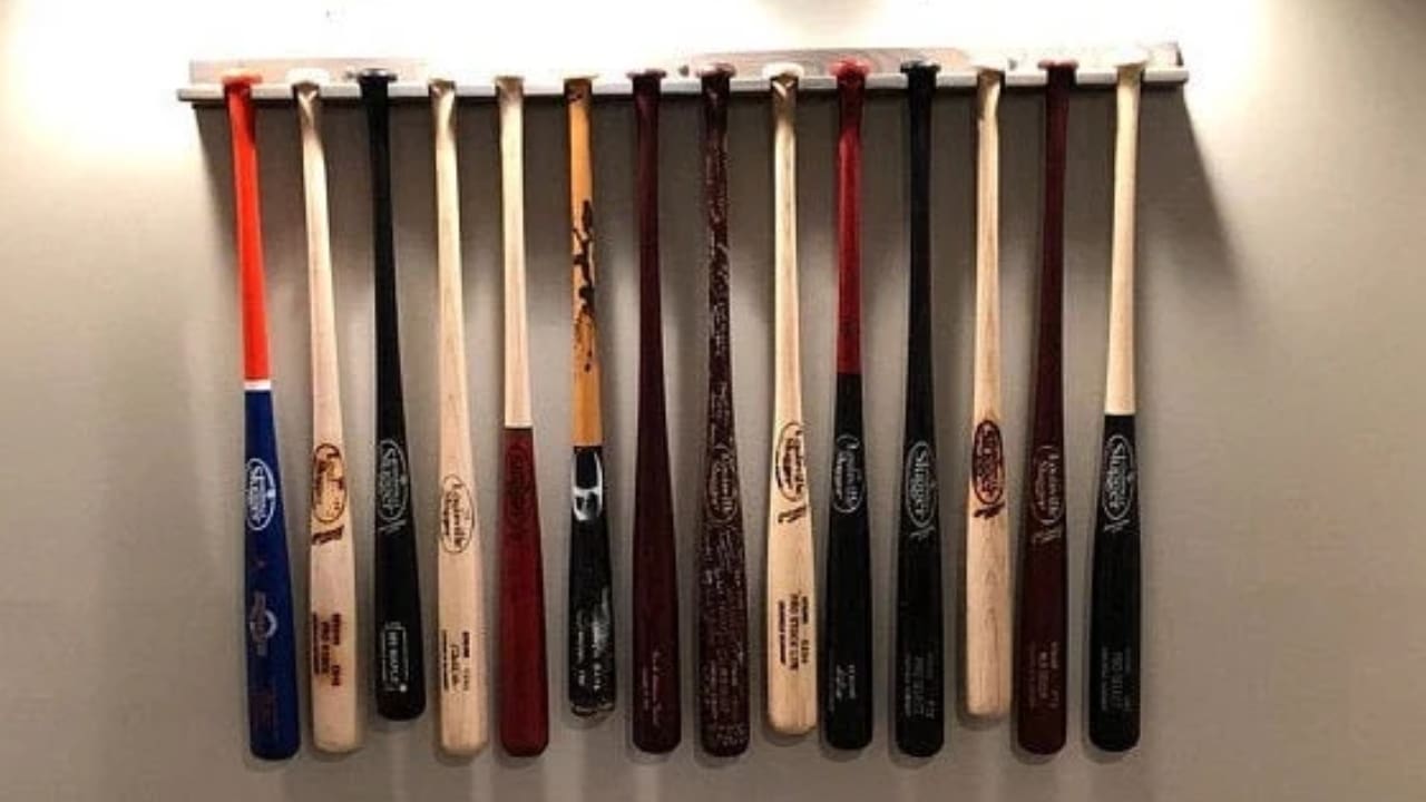 How to Hang Baseball Bats on the Wall? - Surprise Sports