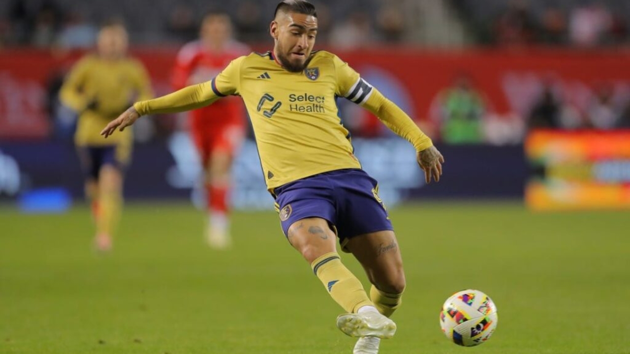 Cristian Arango 2025: Net Worth, Salary, Contract - Surprise Sports