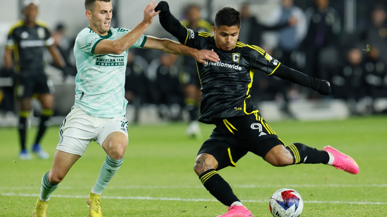 Cucho Hernandez 2025: Net Worth, Contract, Career Earnings, Stats ...