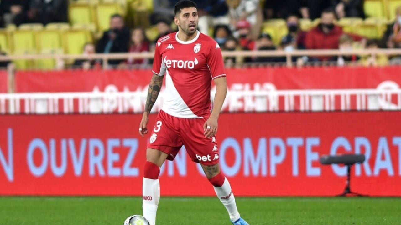 Guillermo Maripan 2025: Net Worth, Contract, Salary, Career Earnings ...