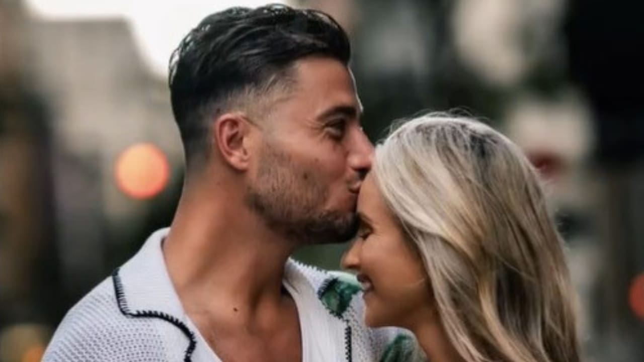 Marcus Stoinis Net Worth in 2026: Salary, Earnings, Career Stats ...