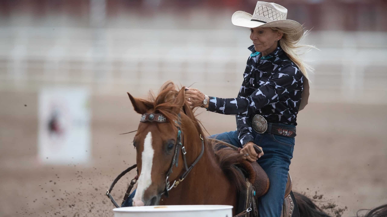 Sue Smith 2025: Net Worth, Career Earnings and Stats - Surprise Sports