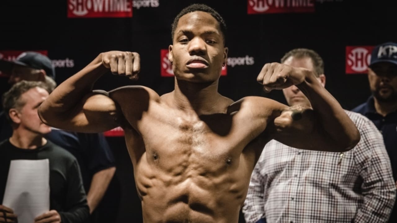 Antoine Douglas 2025: Net Worth, Fight Purse, Boxing Record - Surprise ...
