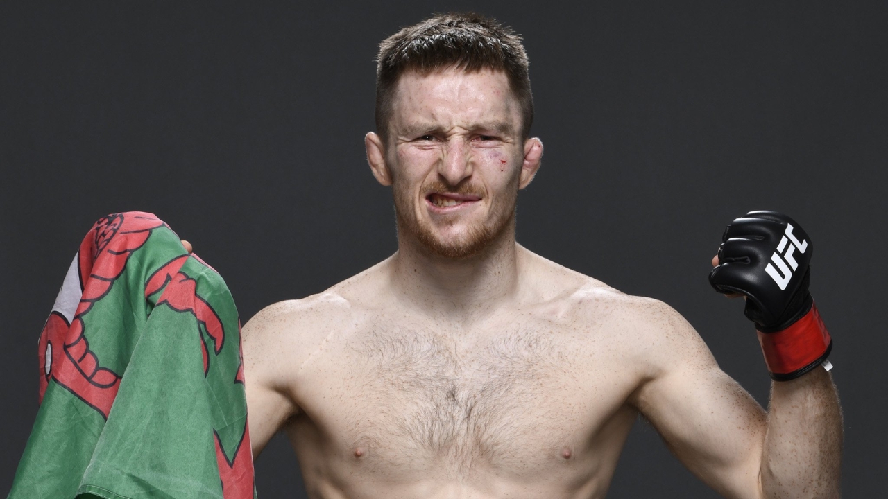 Brett Johns 2025: Net Worth, Fight Purses, Records - Surprise Sports