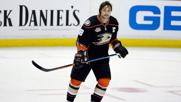 Teemu Selanne Net Worth in 2026: NHL Salary, Contract, Career Earnings ...