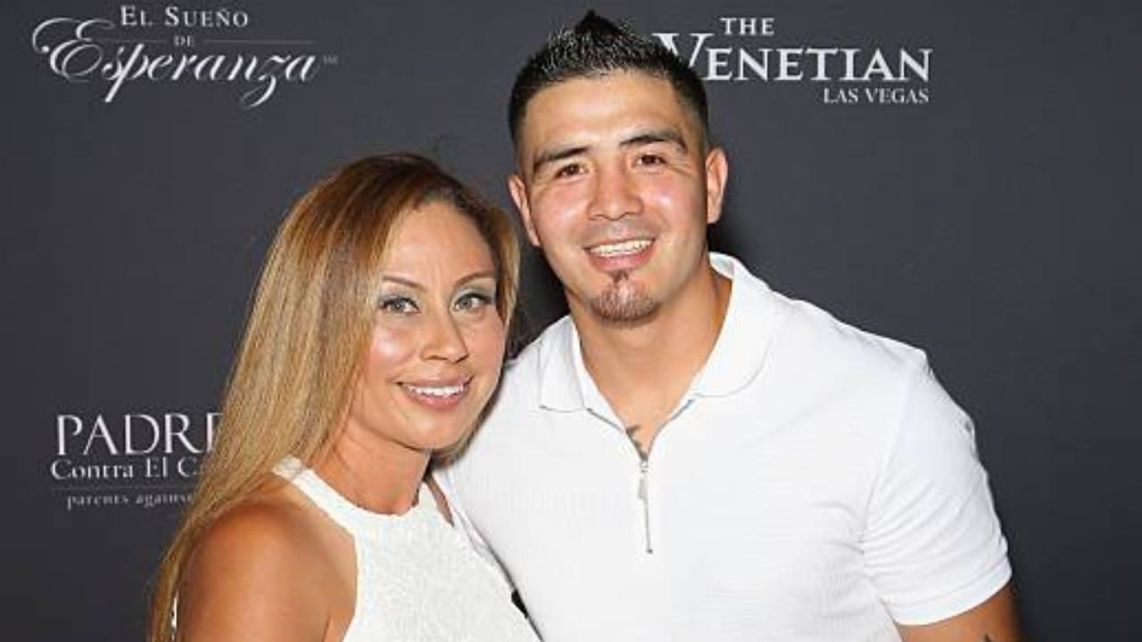 Brandon Ríos 2025: Net Worth, Fight Purses, Records, Wife - Surprise Sports