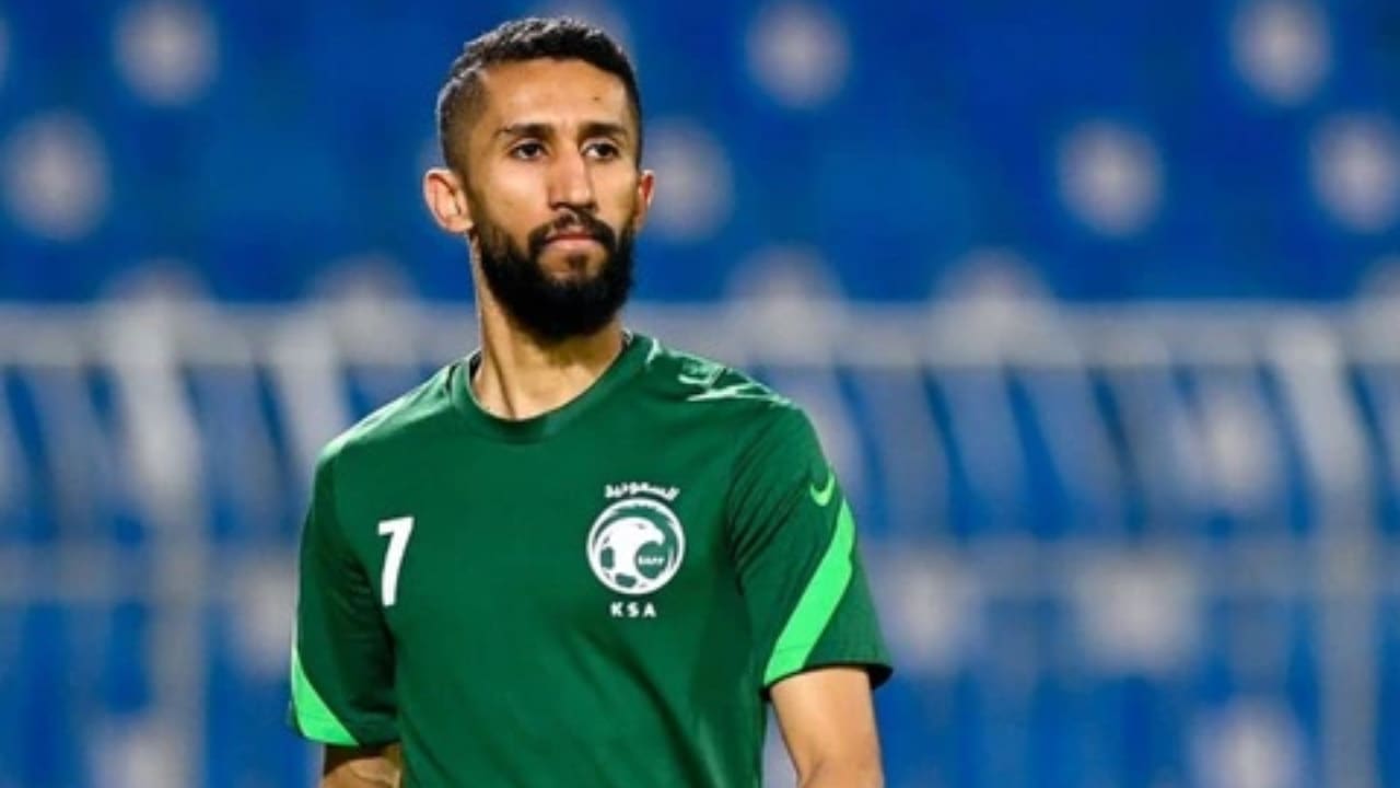 Lukhanyo Am 2024: Net Worth, Salary, and Earnings - SurpriseSports