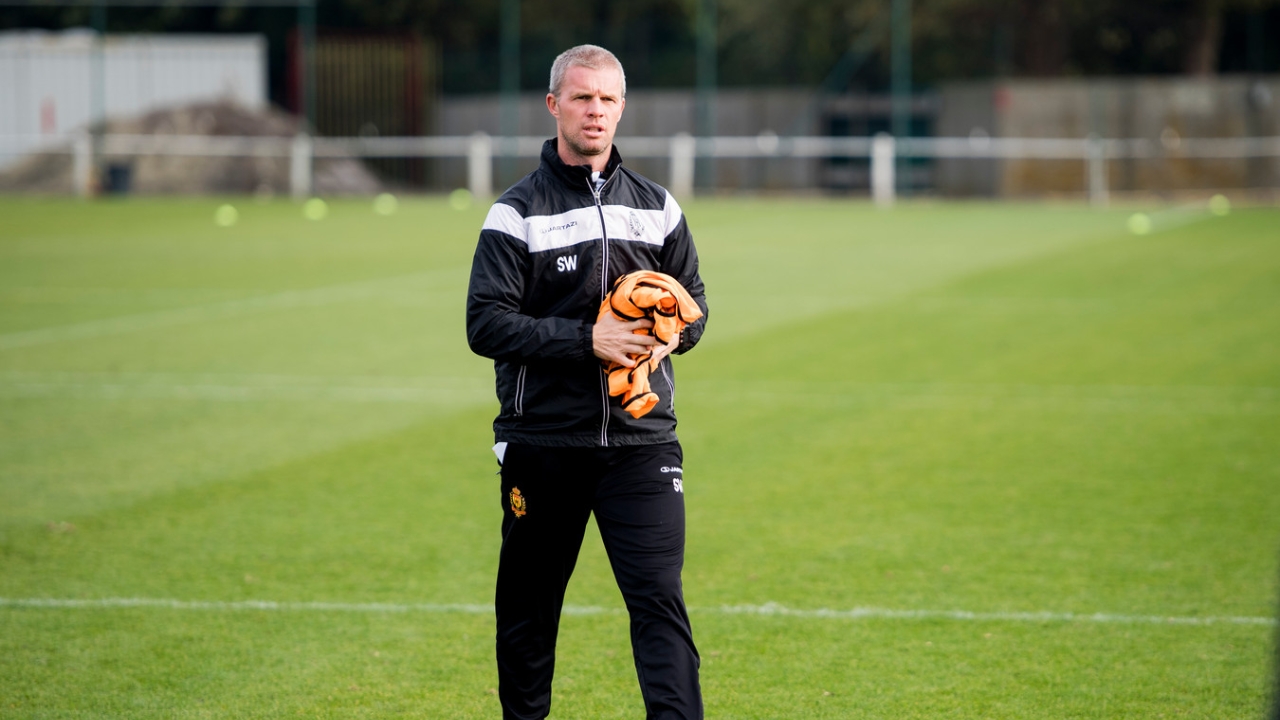 Sven Swinnen 2025: Net Worth, Contract, Career Earnings, Records - Surprise Sports