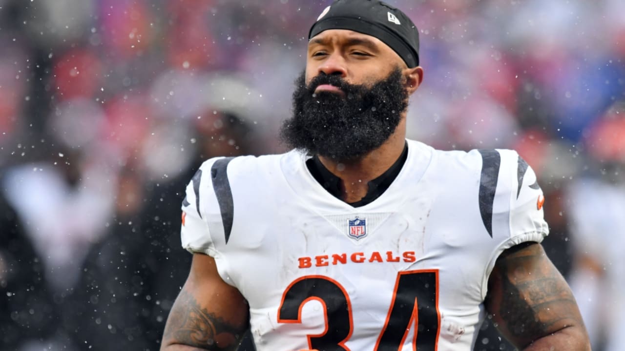 Hardik Pandya 2025: Net Worth, Salary, Career Earnings, Stats ...