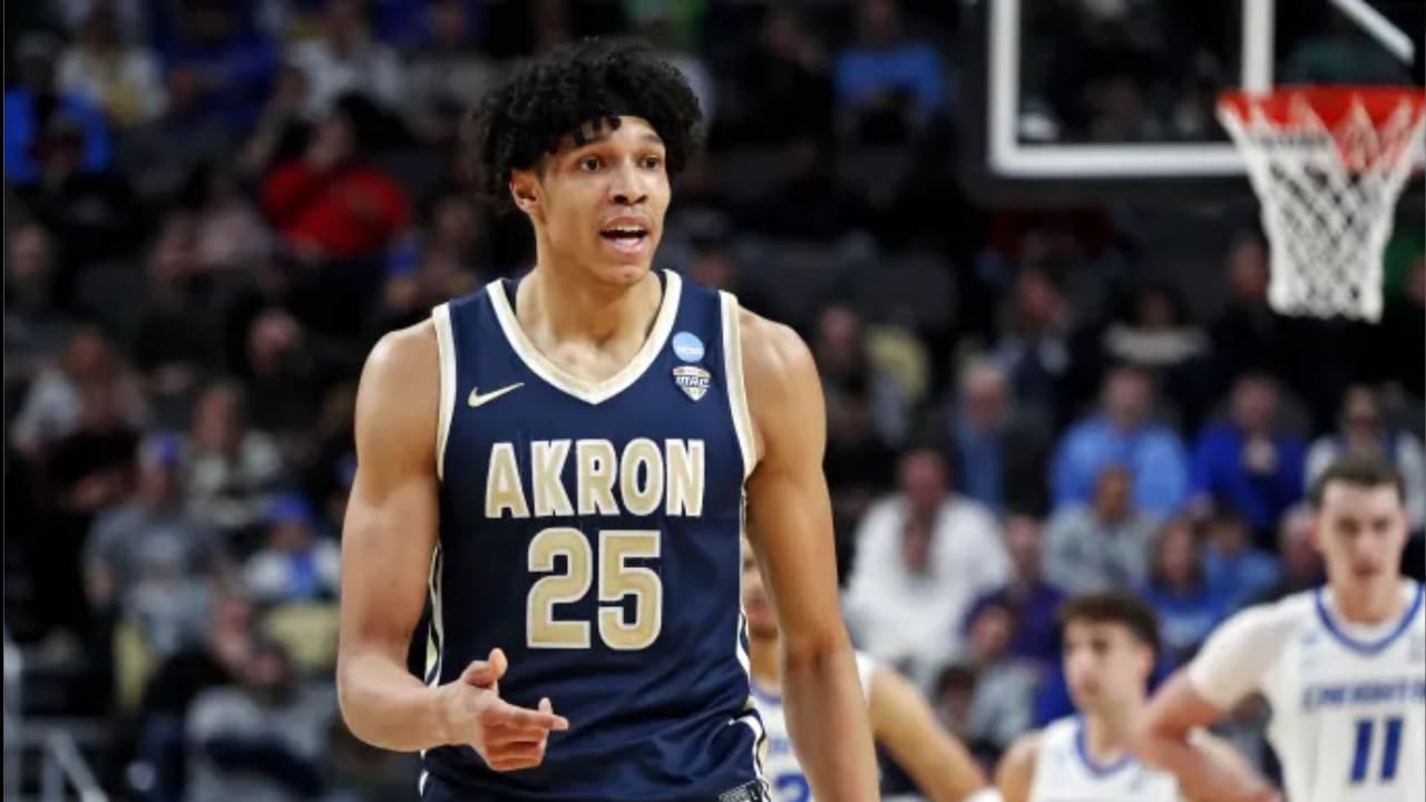 Enrique Freeman 2025: Net Worth, Contract, Salary, Career Earnings ...