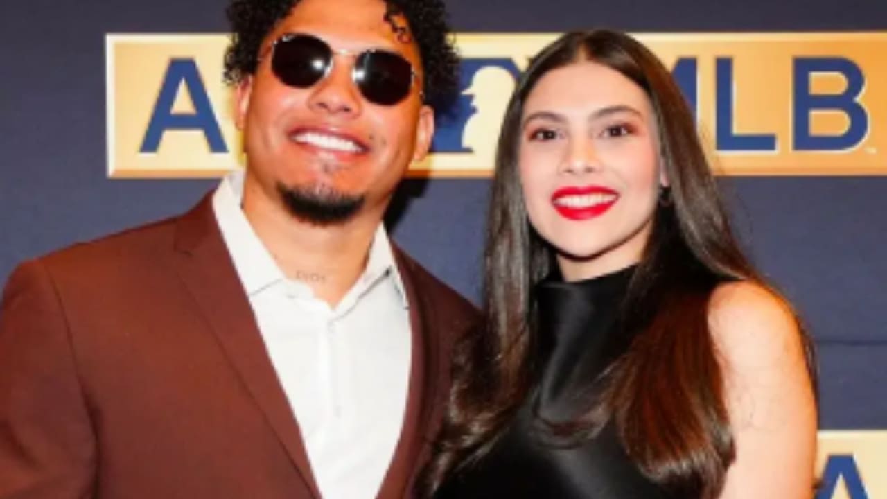 William Contreras Net Worth in 2026: Career Earnings, Contract, Salary ...
