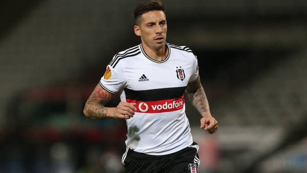 Jose Sosa Net Worth in 2026: Salary, Contract, Career Earnings ...