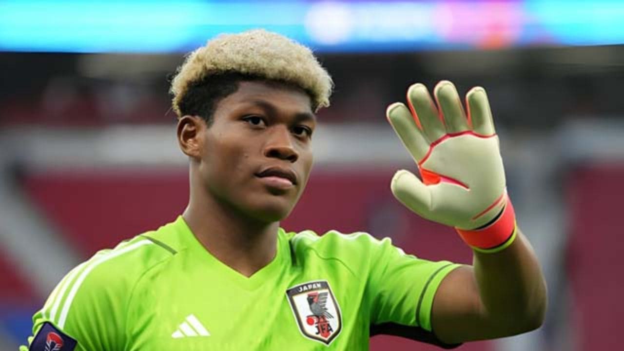 Zion Suzuki Net Worth in 2026: Salary, Contract, Career Earnings ...